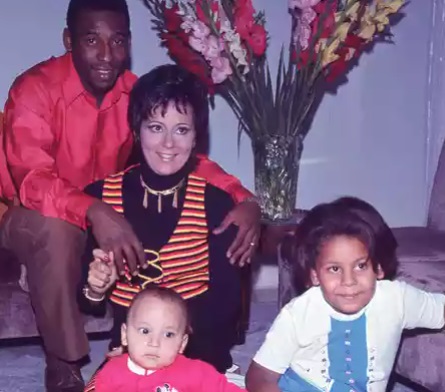 Pele regele fotbalului mondial cariera recorduri și premii